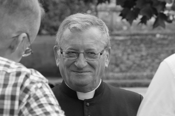 Brève: Une messe à l'intention de l'abbé Denis Coiffet - Riposte-catholique