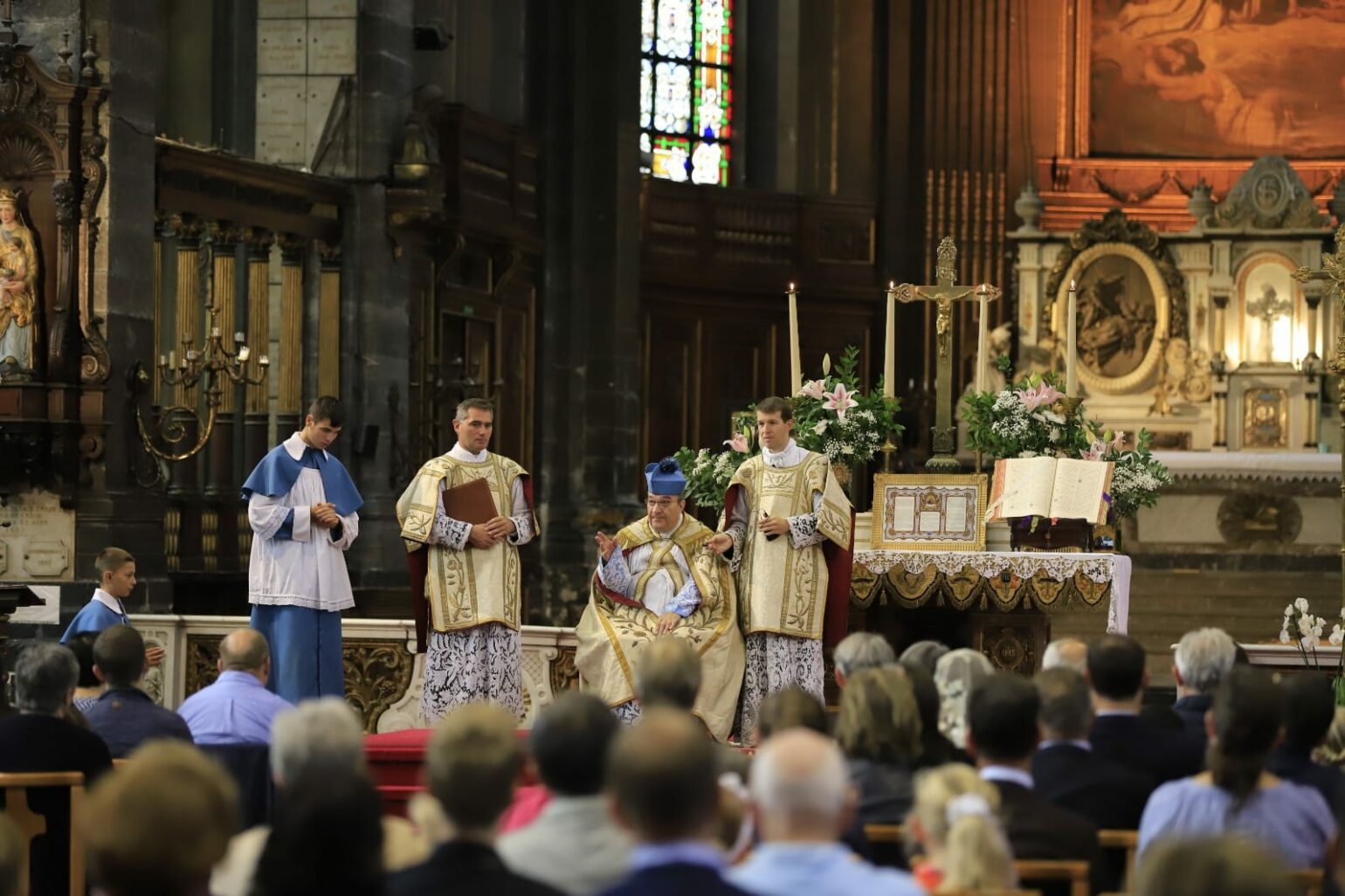 Prise de soutane pour un oblat de l'ICRSP - Riposte-catholique
