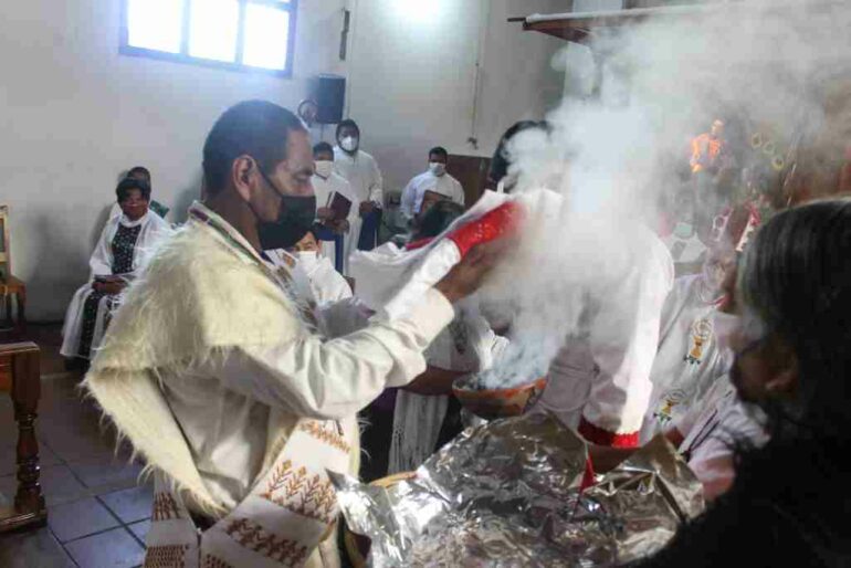 La messe traditionnelle non, mais le "rite maya" oui - Riposte-catholique